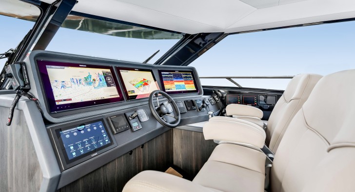 Legacy Marine L50 Power Cat